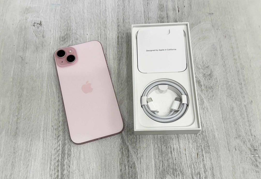 这代标准版值得买了？ 开箱实测苹果iPhone 15、15 Plus - 掘金咖