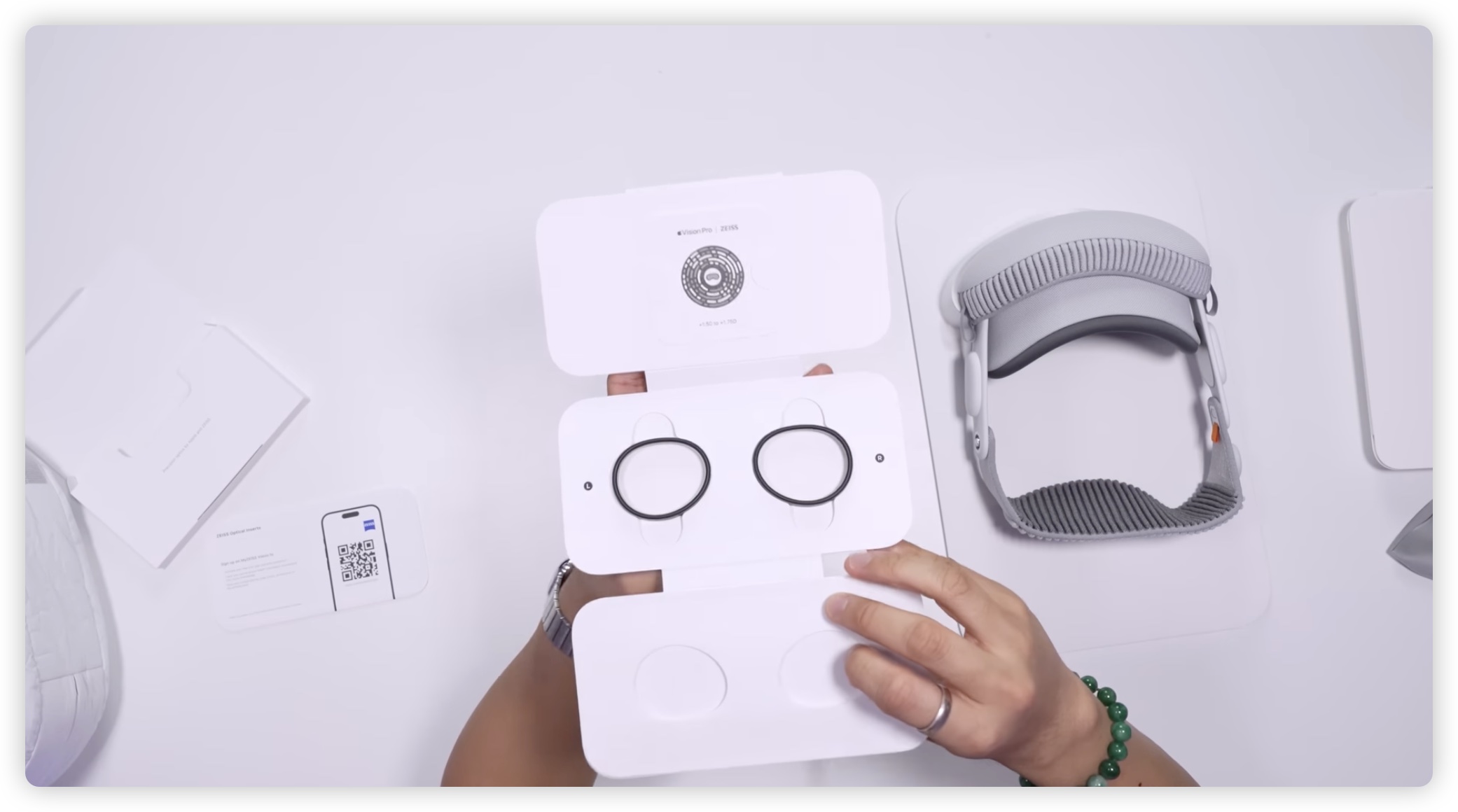 Vision Pro 开箱与 24 小时配戴体验：第一手真实评测 - 掘金咖